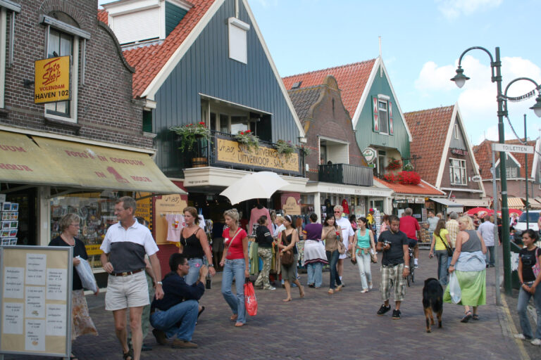 Volendam – Most complete tourist guide of Holland
